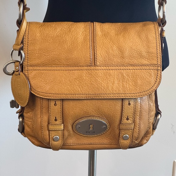 Fossil | Bags | Vintage Fossil Maddox Tan Leather Crossbody Bag | Poshmark